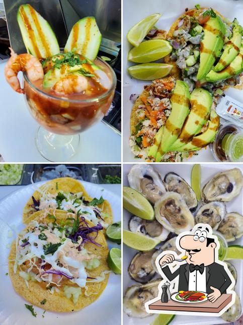 Mariscos Entre Olas in Bakersfield