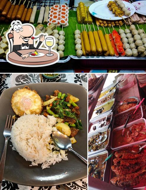 Kawasan Makan Halal Bangkok, Bangkok - Restaurant menu, prices and reviews