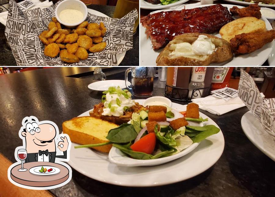 Smokey Bones Grove City, 1615 Stringtown Rd in Grove City - Restaurant ...