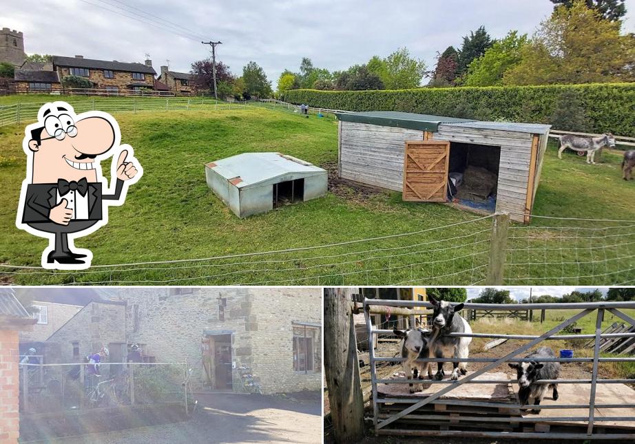 Limes Farm, Farthinghoe - Restaurant menu, prices and reviews