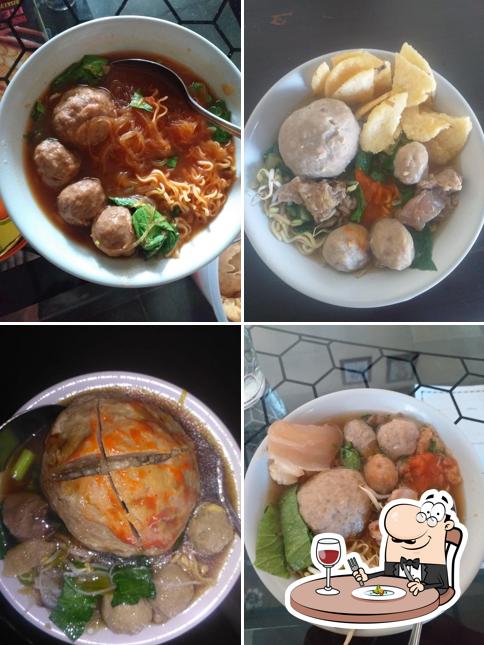 Restaurante Planet Bakso, Kuningan - Opiniones del restaurante