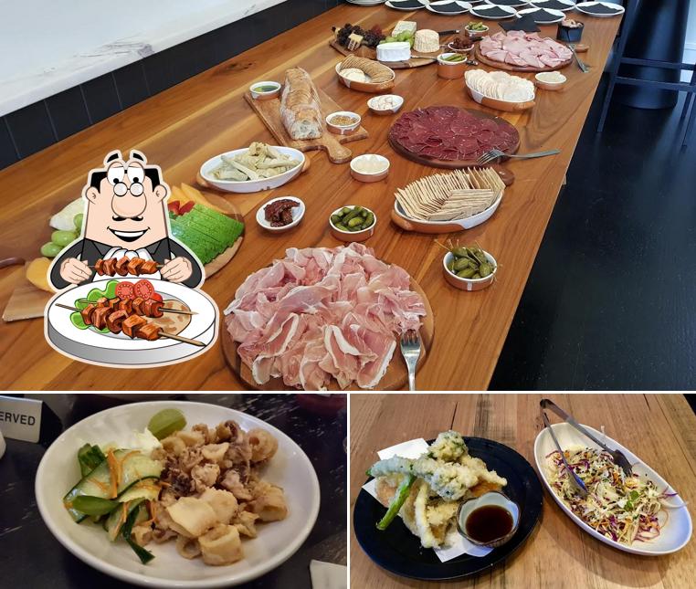 Electra House Hotel in Adelaide - Restaurant menu and reviews