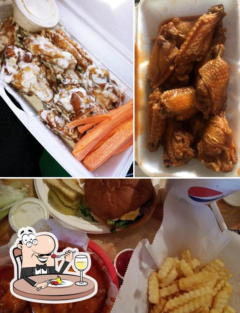 Long Wong's, 2812 E Thomas Rd in Phoenix - Restaurant menu and reviews