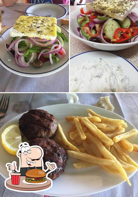 Ψαροταβερνα Πιτσαρια Ψησταρια Ο Βαγγελης, Kanali - Restaurant reviews