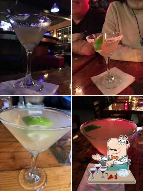Tin Theater Bar and Restaurant in Burien - Restaurant menu and reviews