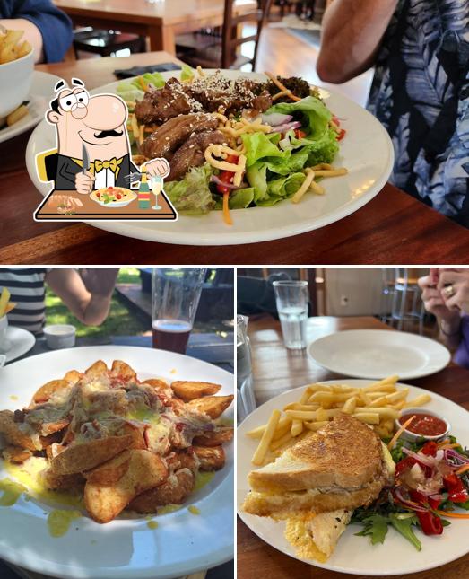 La Bull Cafe & Bar, Bulls - Restaurant menu, prices and reviews