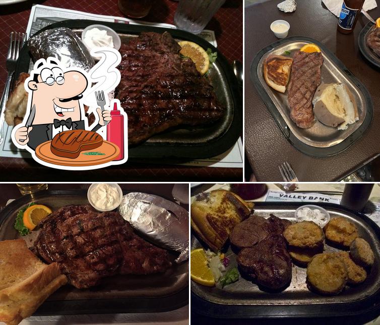 The Manhattan Saloon, Manhattan - Restaurant menu, prices and reviews