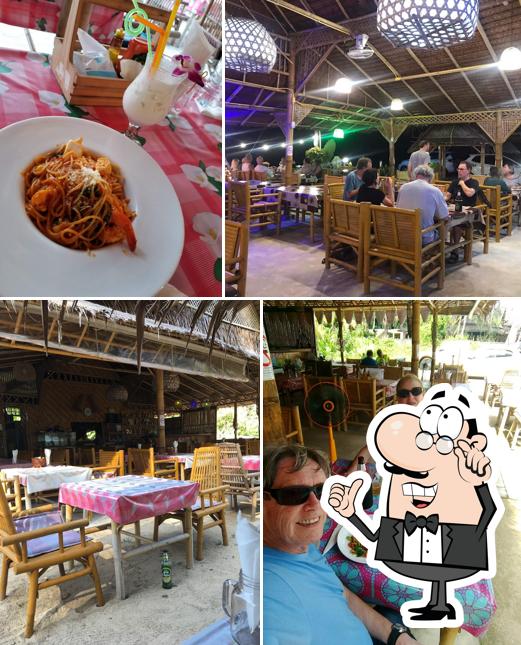 Pakarang Seafood & Cafe, Bang Muang - Restaurant reviews