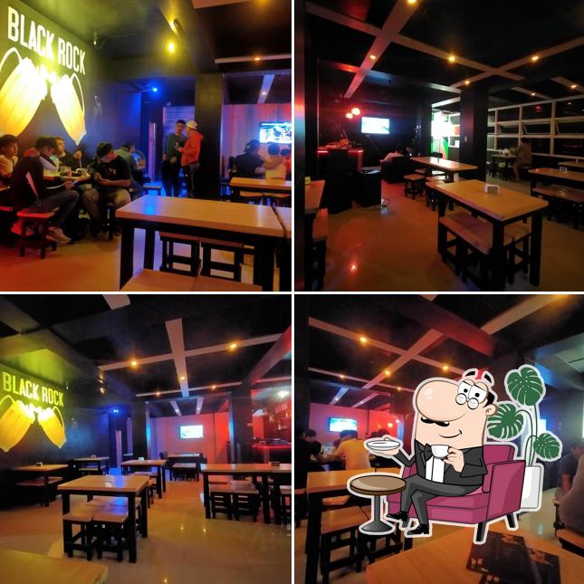 Black Rock Bar, La Trinidad - Restaurant menu, prices and reviews
