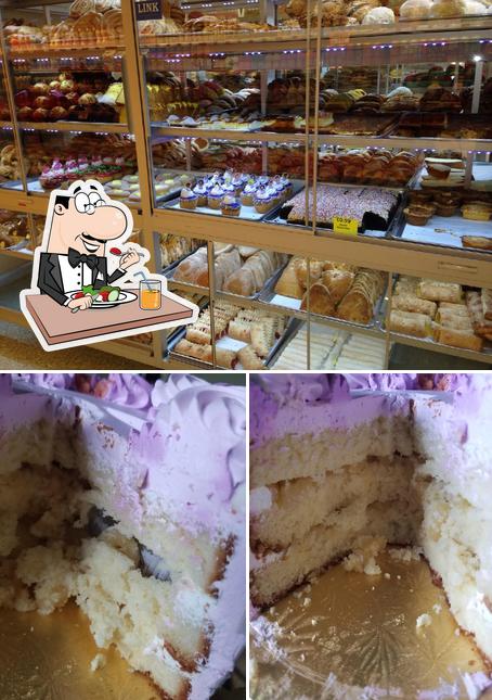 Azteca Bakery, Carpentersville - Restaurant menu, prices and reviews