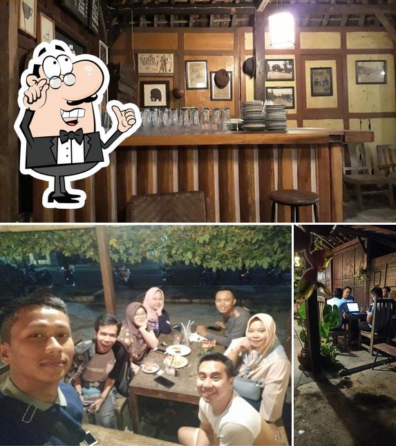 Kedai Kopi 18 cafe, Pacitan - Restaurant reviews