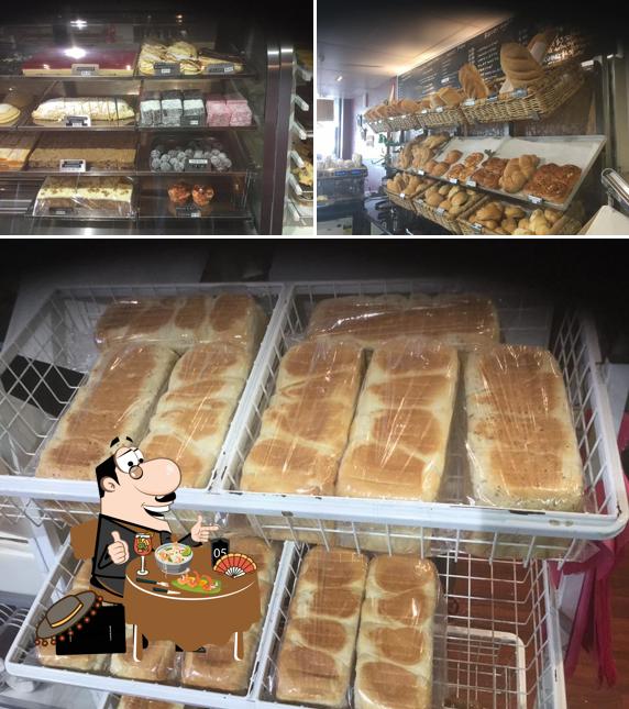Lakes Bakery, Lakes Entrance - Restaurant menu, prices and reviews