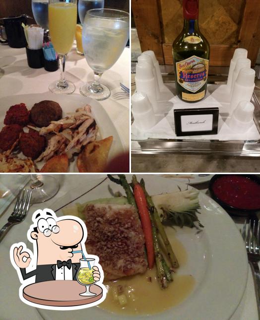 Via Real Restaurant, 4020 N MacArthur Blvd Suite 100 in Irving ...