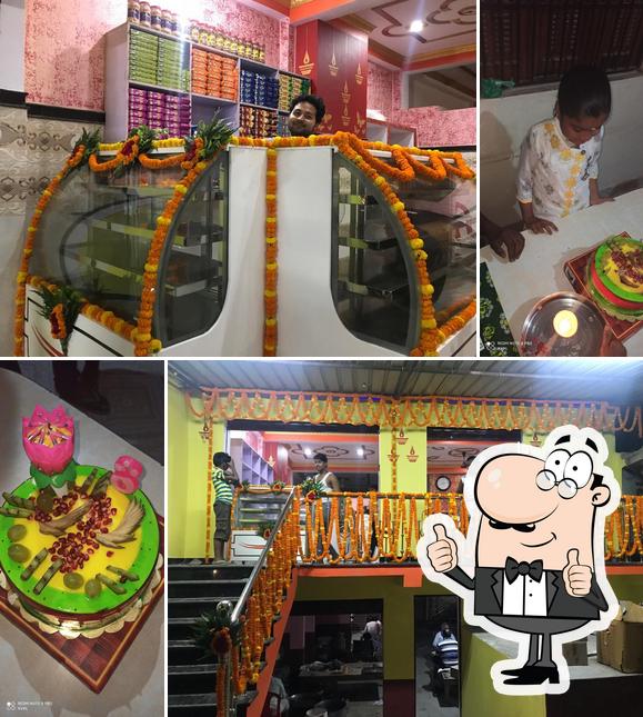 Moochu mishthan Bhandar Snacks, cake and ice cream - Restaurant menu ...