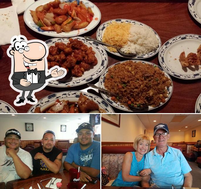 First Dragon Chinese Restaurant, Holyoke - Restaurant menu, prices and ...