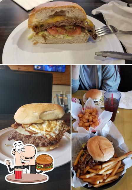 Stomp's Burger Joint in Webster - Restaurant menu and reviews