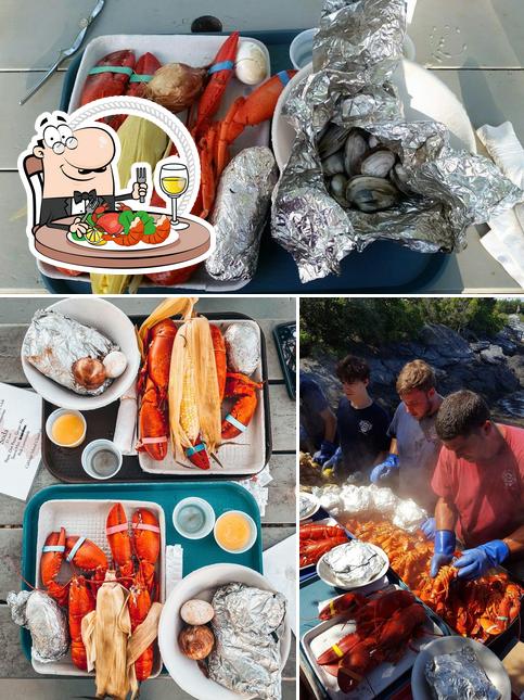 Cabbage Island Clambakes, 60 Commercial St in Boothbay Harbor ...
