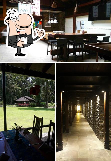 Rimba Papua Golf Restaurant & Bar, Kuala Kencana - Restaurant reviews