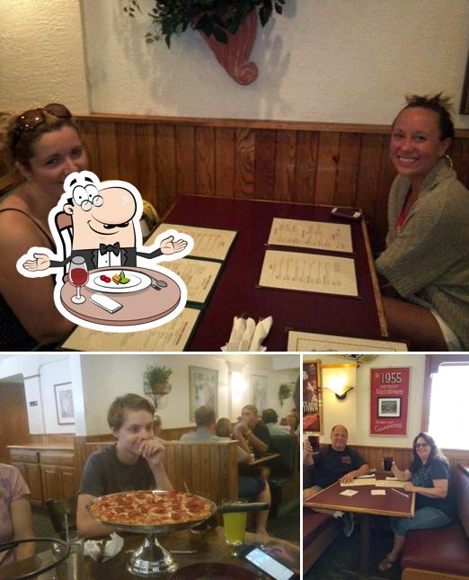 Buccilli's Pizza in Houghton Lake - Restaurant menu and reviews