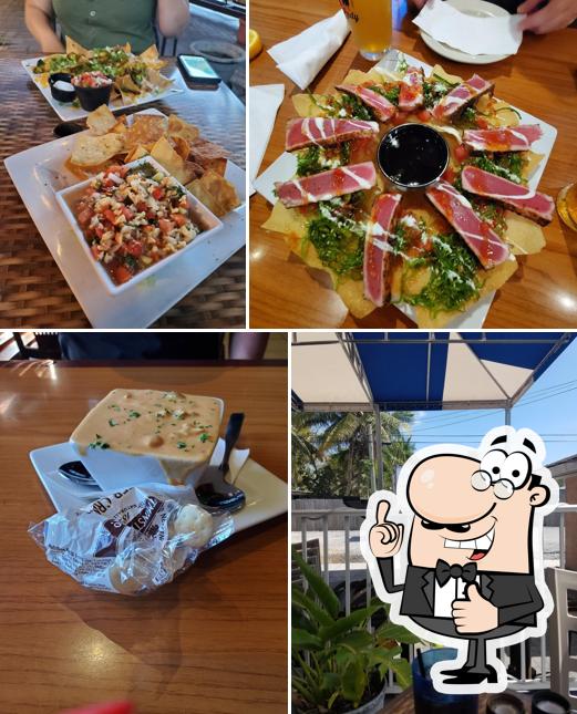 Hobo's Cafe, 101691 Overseas Hwy in Key Largo - Restaurant menu and reviews