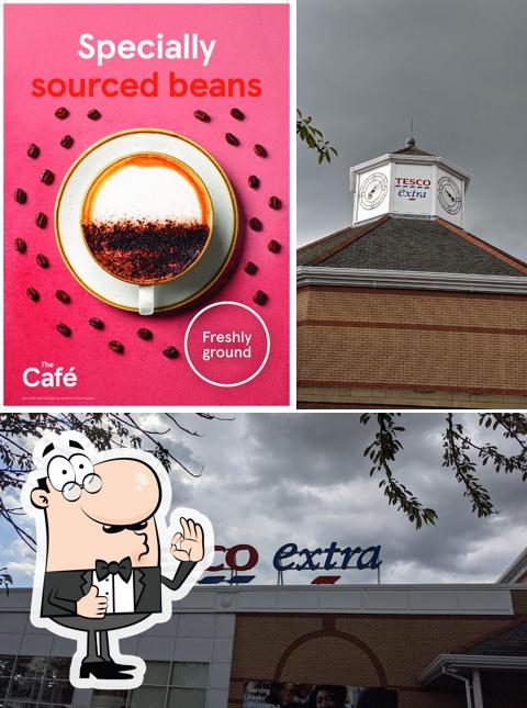 Tesco Cafe, Bullsbridge Industrial Estate, Hayes Rd in Southall ...