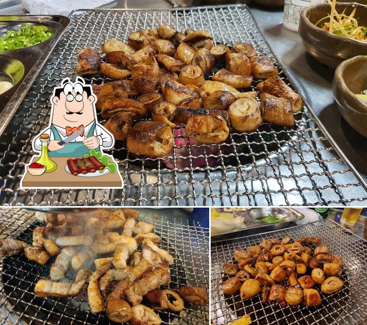 Gugongtan Makchang restaurant, Daegu, 308 Gukchaebosang-ro - Restaurant ...