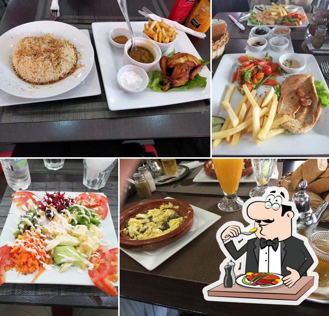 Red Coffee restaurant, Casablanca, Angle rue Mostapha El Maani، 395 Bd ...