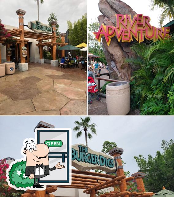The Burger Digs in Orlando - Restaurant menu and reviews