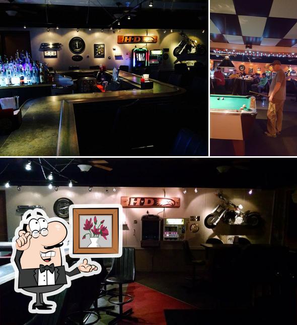 Kon Tiki Bar in Escanaba - Restaurant reviews