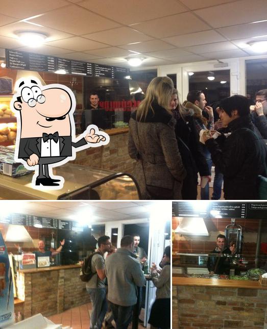 Pingvin Hamburger Bár & Non-Stop, Székesfehérvár