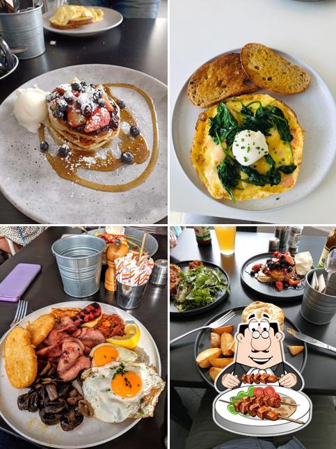 Austi Beach Cafe in Austinmer - Restaurant menu and reviews