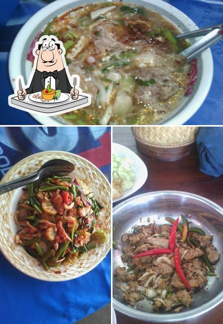 นพ เล็ก อาหารตามสั่ง restaurant, Ubon Ratchathani
