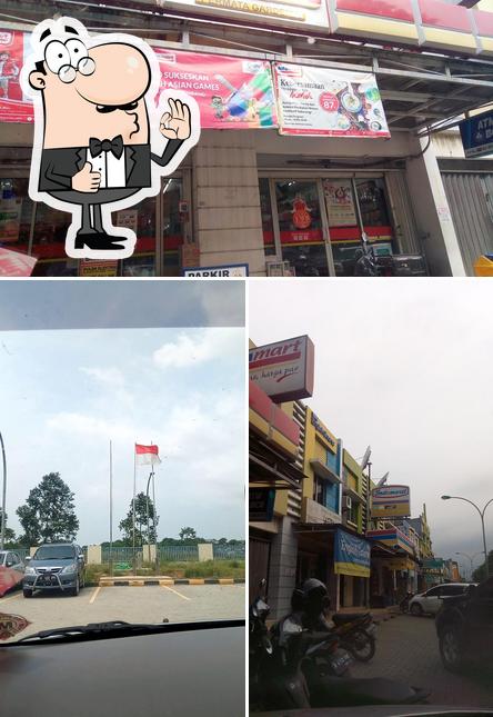 Rumah Makan Garuda Jaya restaurant, Karawang, Jl. Arief Rahman Hakim No ...
