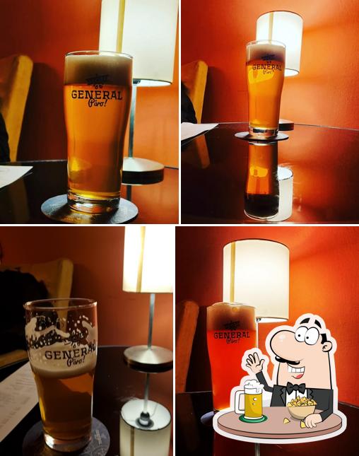 Studňa - umelecký klub, street food, craft beer a borovička bar ...