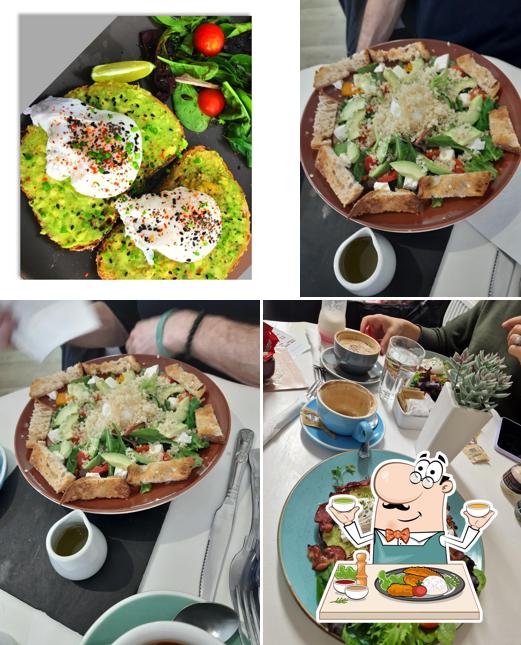 Chateau cafe Hoddesdon in Hoddesdon - Restaurant reviews