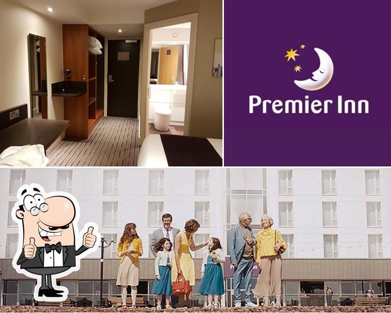 Premier Inn Poole North hotel in Poole - Restaurant reviews