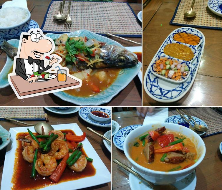 Thailander in London - Restaurant menu and reviews