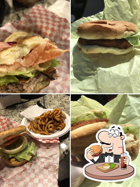 Burger Stop in Everett - Restaurant menu and reviews