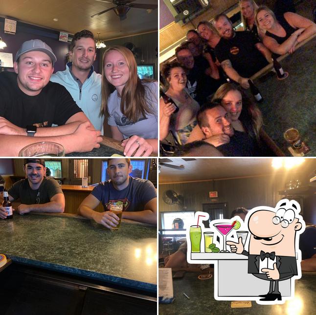 Hunts Pub in Caledonia - Restaurant menu and reviews
