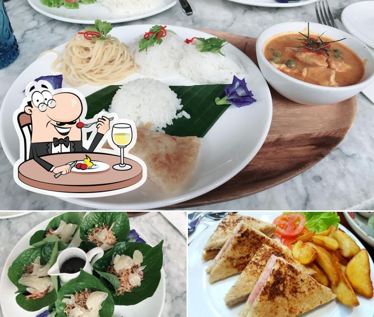 Muse Kitchen by Elefin Coffee restaurant, Bangkok, 4 Maha Rat Rd ...