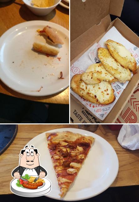 Pizza Hut, Yeovil - Restaurant menu, prices and reviews