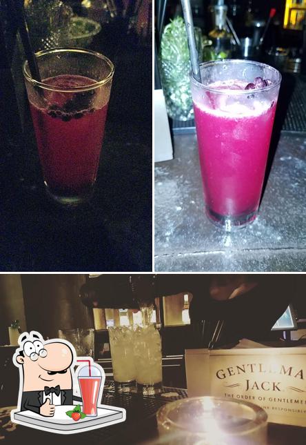 Paper Tiger Bar in Los Angeles - Restaurant menu and reviews