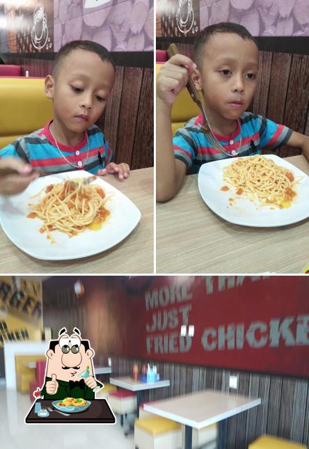 Sakina Chicken & Burger PCI restaurant, Cilegon - Restaurant reviews