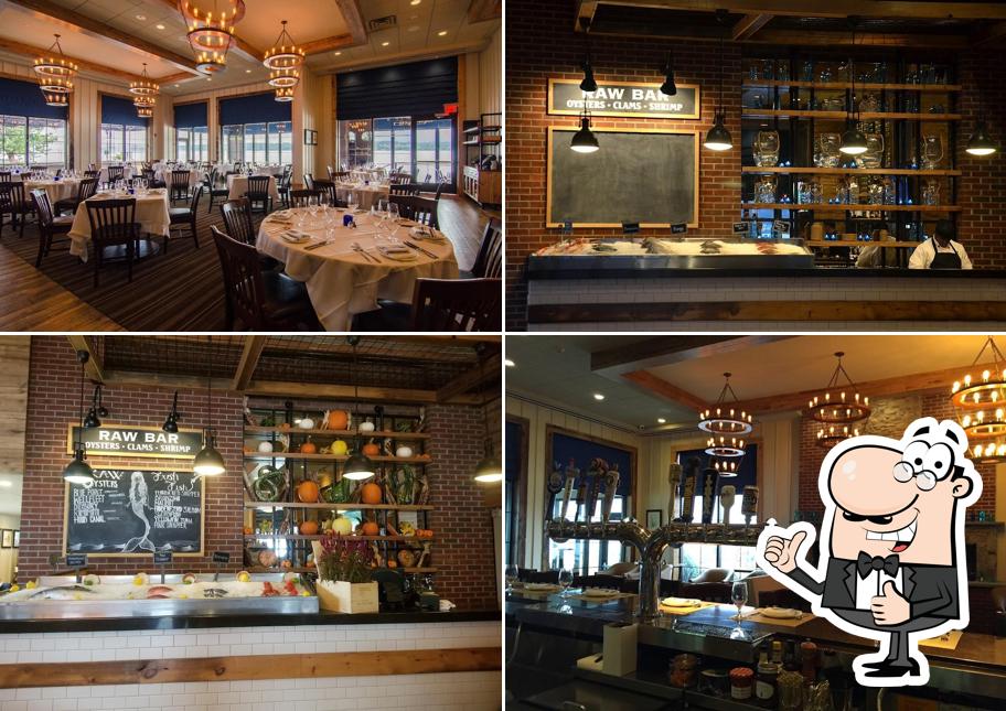 Blu Pointe, Newburgh - Restaurant menu, prices and reviews
