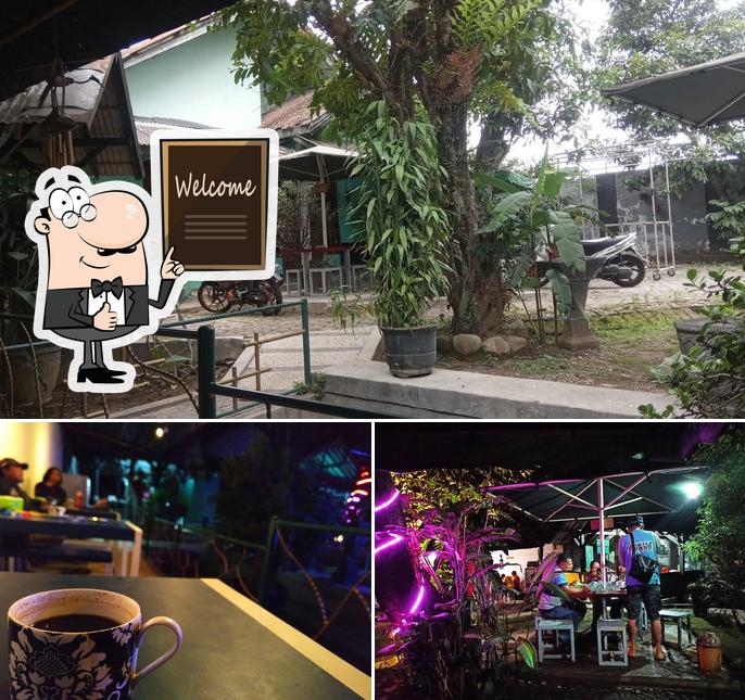 Cafe Rumah Daun, Damarwulan - Restaurant reviews