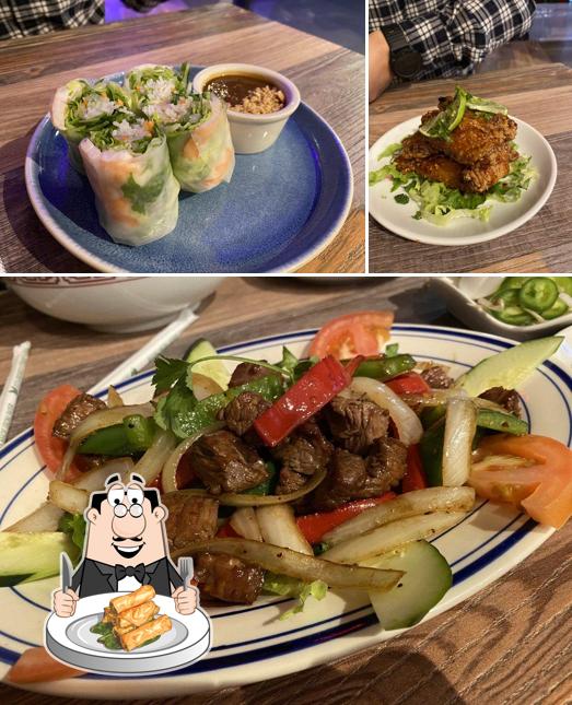 Saigon Bistro in Cliffside Park - Restaurant menu and reviews