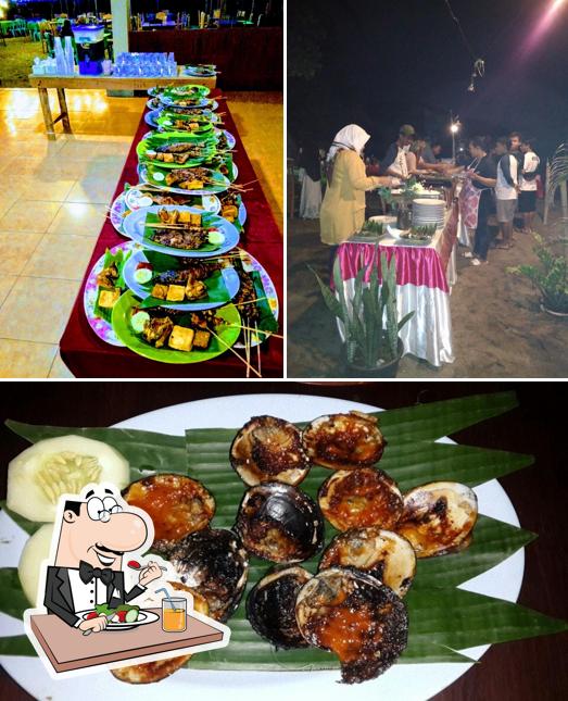 Rembulan Food restaurant, Senggigi, Jalan Raya Senggigi - Restaurant ...
