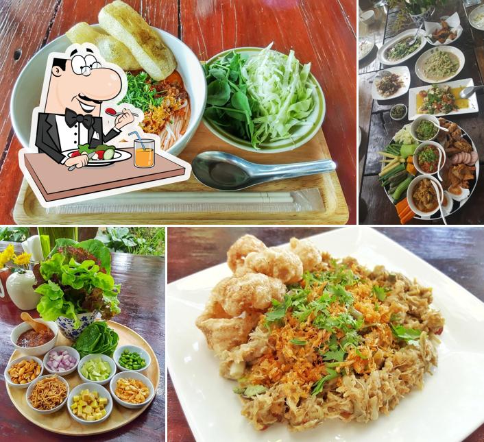 SIRI Cafe' & Restaurant, Mae Sai, Pa Yang Rd - Restaurant reviews