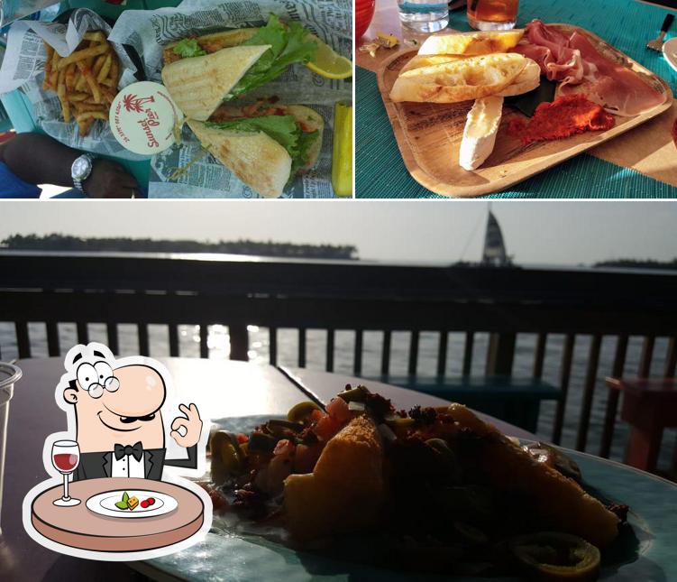 Sunset Pier, 0 Duval St in Key West - Restaurant menu and reviews