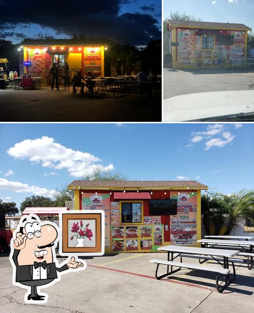 El Gym Taqueria & Snacks, 2104 Quail Creek Rd in Laredo - Restaurant ...